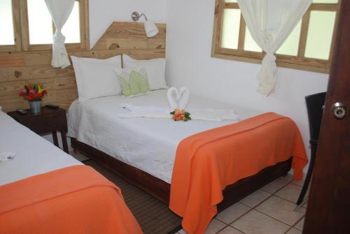 Hotel Rancho Constanza, Constanza. Desde 75.73€ - Central de Reservas