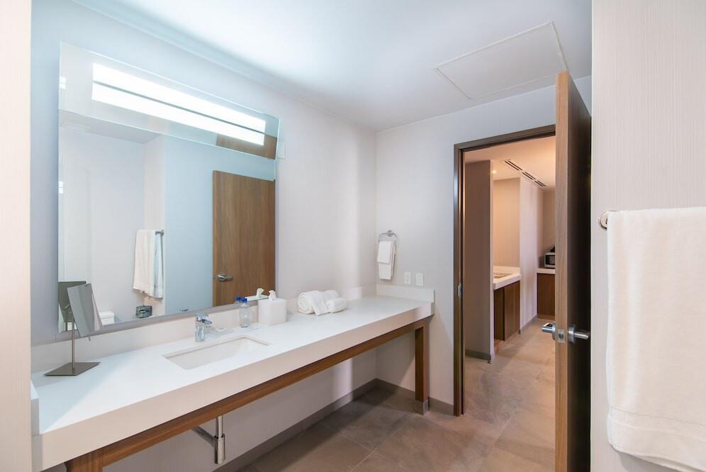 Hotel Courtyard by Marriott Mexicali, Mexicali - Central de Reservas