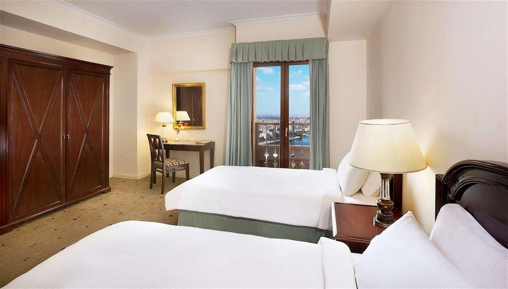 Cairo World Trade Center Hotel & Residences, El Cairo ...