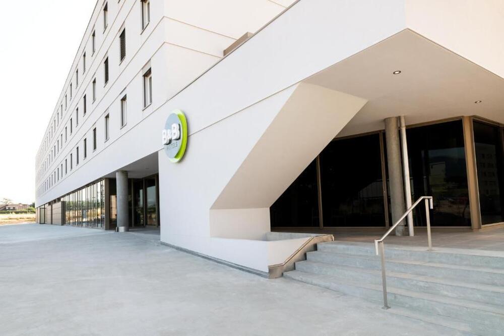 B&B HOTEL Nyon, Nyon - Centraldereservas.com