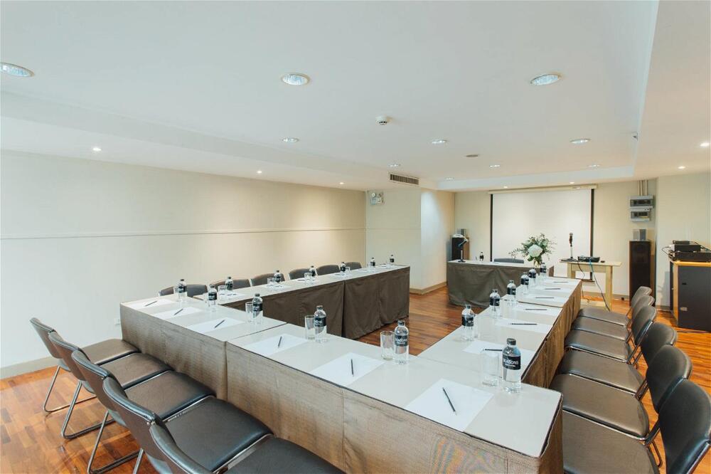 Seasons Siam Hotel, Bangkok - Central de Reservas