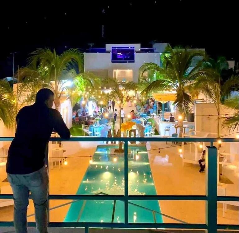 Coco Beach Hotel - Rooftop & Beach Club, La Boquilla - Central de Reservas