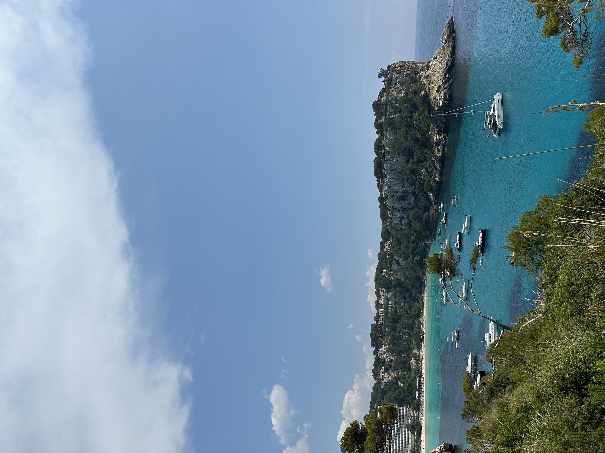 Hoteles en Cala Galdana, Isla de Menorca - Centraldereservas.com