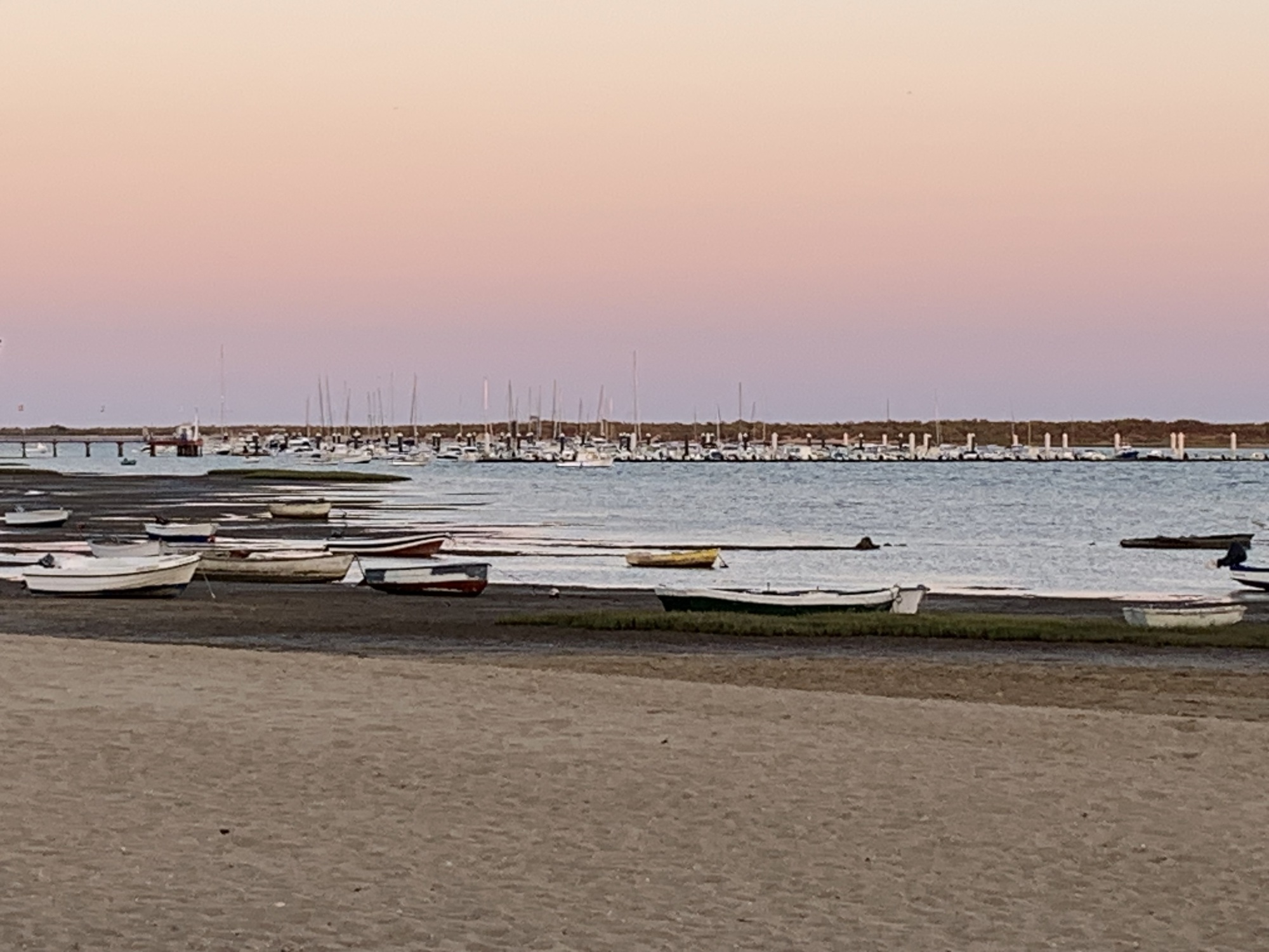 Hoteles en El Rompido, Huelva - Tu Hotel en Centraldereservas.com