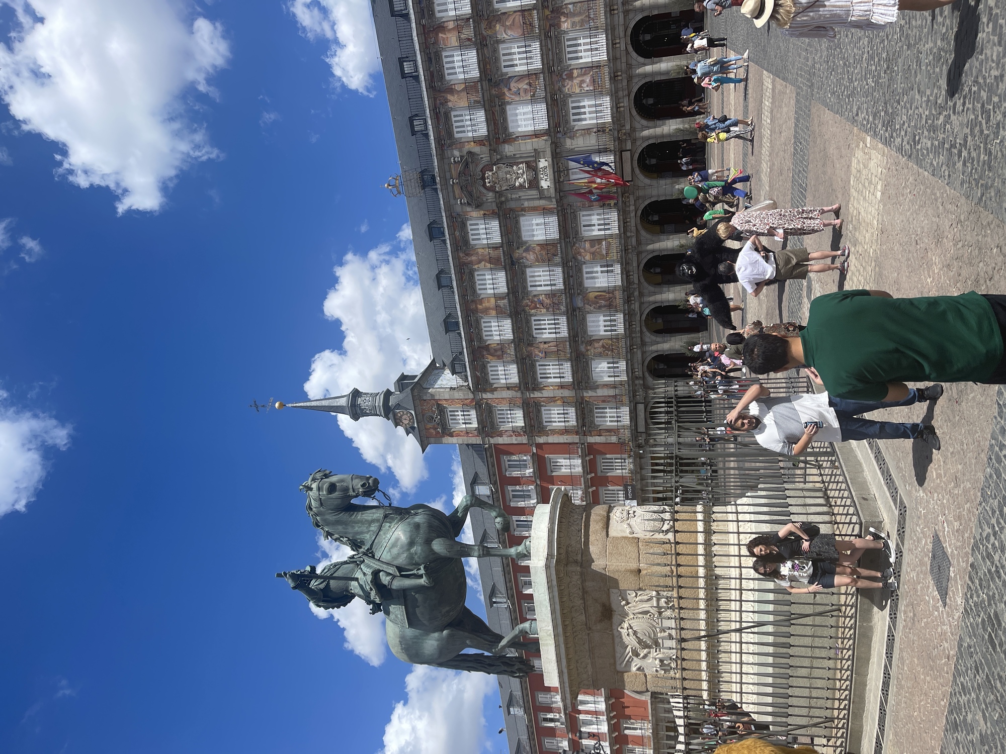 Hoteles en Madrid, Madrid - Tu Hotel en Centraldereservas.com